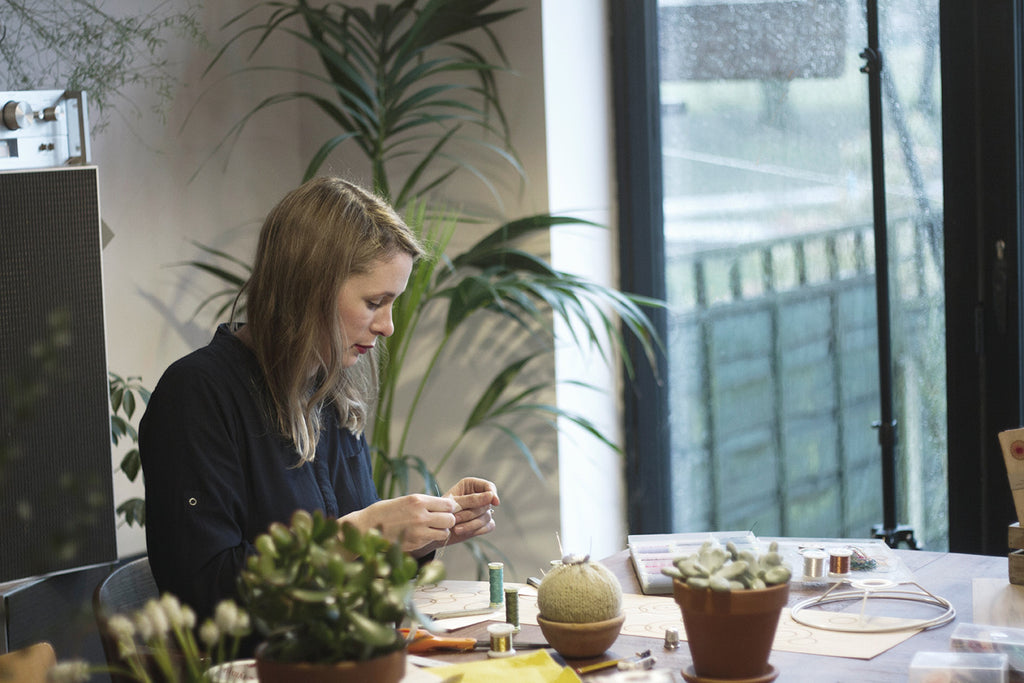 Jane Blease. Wooden Lighting, Artwork & Jewellery. Made in Manchester.